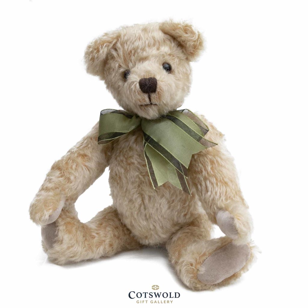 Handcrafted giftware for every occasion – Cotswold Gift Gallery